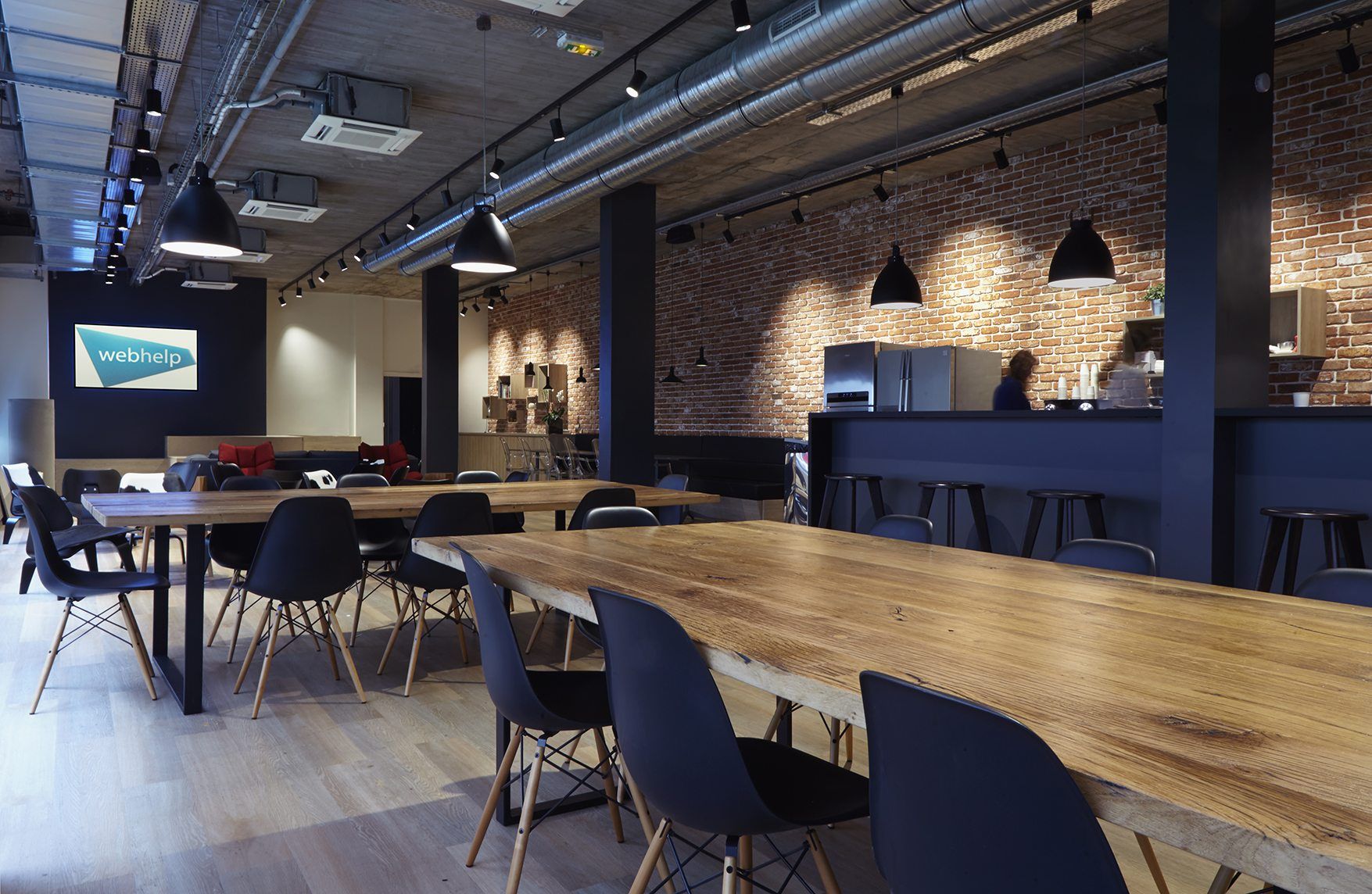 Webhelp conserve l’excipient Direct Medica - En-Contact